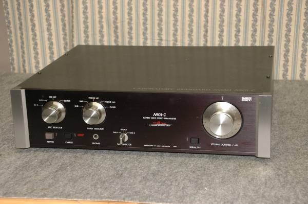 LUXKIT A901－C バッテリードライブプリアンプ(LUXMAN)｜売買されたオークション情報、yahooの商品情報をアーカイブ公開 ...