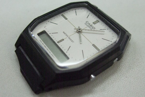 腕時計 ジャンク 34 CASIO 308 AQ-8W(カシオ)｜売買されたオークション情報、yahooの商品情報をアーカイブ公開 ...