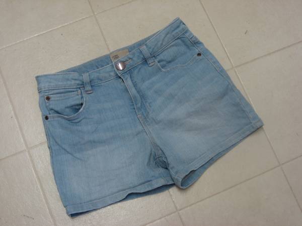 GAP 150 ジーンズ短パン(150（145～154cm）)｜売買されたオークション情報、yahooの商品情報をアーカイブ公開 - オークファン（aucfan.com）