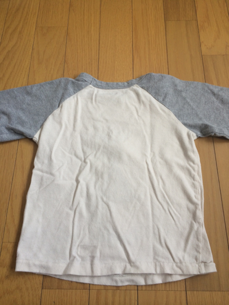 Gap baby 110 長袖 Tシャツ ベージュ グレー(長袖シャツ)｜売買されたオークション情報、yahooの商品情報をアーカイブ公開 - オークファン（aucfan.com）