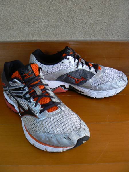 ミズノ MIZUNO WAVE INSPIRE 9 ウェーブインスパイアマラソン(26.0cm)｜売買されたオークション情報、yahooの商品 ...