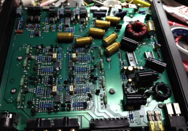 A/D/S/ P440 40W×4ch レストア 激チューン済み(アンプ)｜売買されたオークション情報、yahooの商品情報をアーカイブ公開 ...