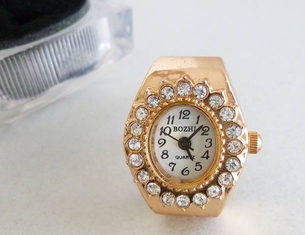 BOZHI 指輪時計 ファッションリングウォッチ/展示処分品(3針（時、分、秒）)｜売買されたオークション情報、yahooの商品情報を ...