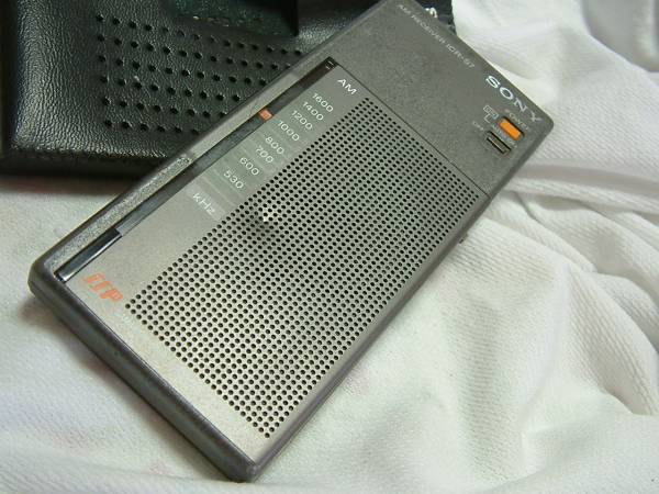 SONY ICR-S7 薄型ラジオ(アンティーク)｜売買されたオークション情報、yahooの商品情報をアーカイブ公開 - オークファン ...