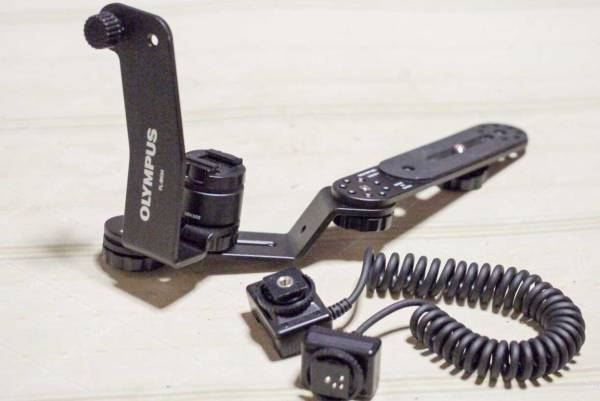 OLYMPUS フラッシュブラケット セット FL-BK04 FL-CB05(オリンパス用)｜売買されたオークション情報、yahooの商品情報をアーカイブ公開 - オークファン（aucfan.com）