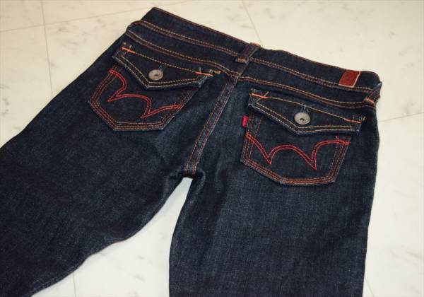 EDWIN BLUE TRIP 27×32 デニム(エドウィン)｜売買されたオークション情報、yahooの商品情報をアーカイブ公開 - オークファン（aucfan.com）