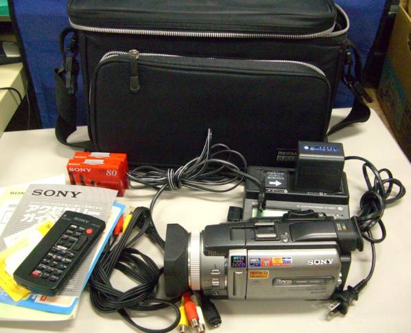 SONY 3CCD DVカメラ DCR-TRV950 新同品 付属品一式(ソニー)｜売買されたオークション情報、yahooの商品情報を ...