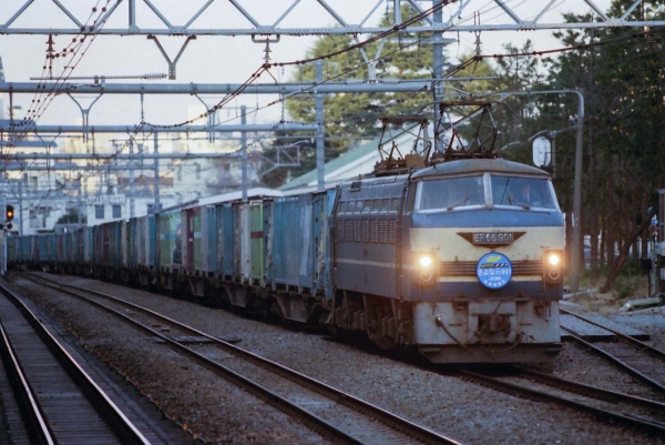 35mm版 カラーネガ EF66-901+コキ編成 さよなら901HM(鉄道)｜売買されたオークション情報、yahooの商品情報をアーカイブ ...