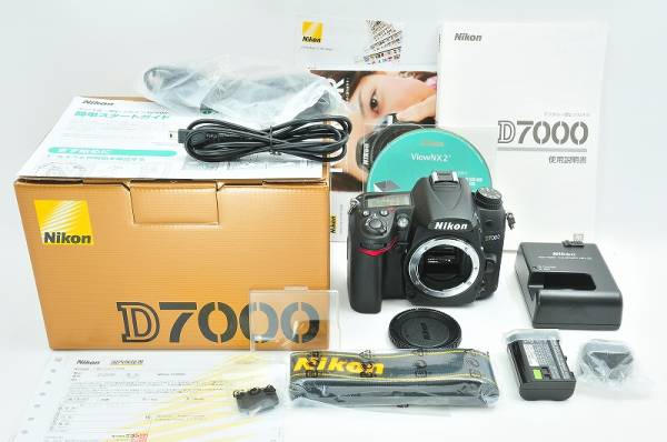 良品 ニコン NIKON D7000 ボディー 元箱 付属有(ニコン)｜売買されたオークション情報、yahooの商品情報をアーカイブ公開 ...
