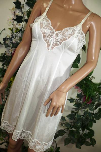 e711 つるやわスリップ(Lサイズ)｜売買されたオークション情報、yahooの商品情報をアーカイブ公開 - オークファン（aucfan.com）