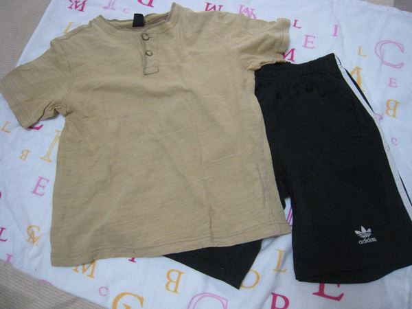 男の子 上下セット130アディダス＋GAP(130（125～134cm）)｜売買されたオークション情報、yahooの商品情報をアーカイブ公開 - オークファン（aucfan.com）