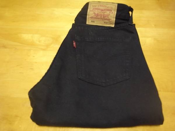 リーバイス 501 後染めブラックジーンズ サイズW29(W29)｜売買されたオークション情報、yahooの商品情報をアーカイブ公開 - オークファン（aucfan.com）