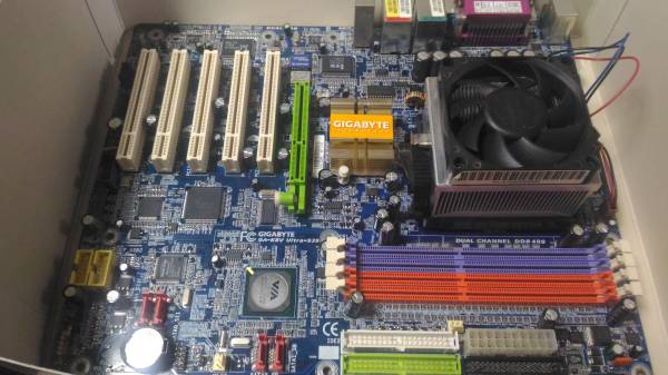 GIGABYTE GA-K8V Ultra-939 CPU クーラー FANセット(GIGA-BYTE)｜売買されたオークション情報 ...