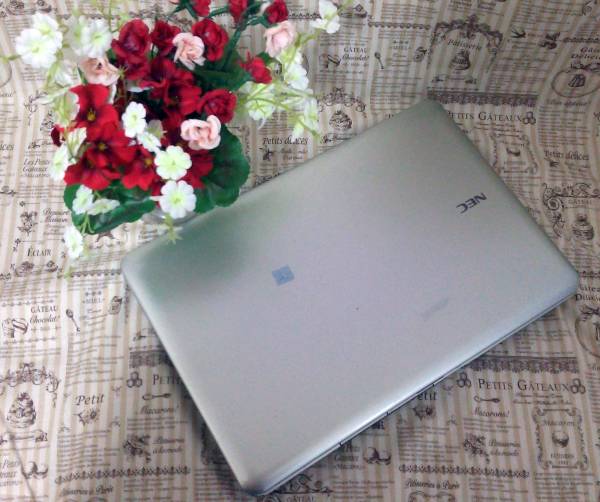 爆速仕様 シャンパンゴールド NEC LaVie S PC-LS550FS6G CPU Core i5-2430M RAM 8GB SSD 128GB Windows10(15インチ～)｜売買 ...