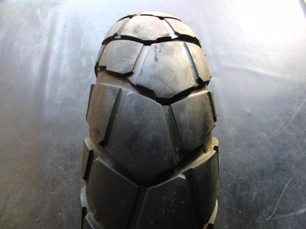 単品 タイヤ BS TW204. 180/80-14. え423(オンロード)｜売買されたオークション情報、yahooの商品情報をアーカイブ公開 - オークファン（aucfan.com）