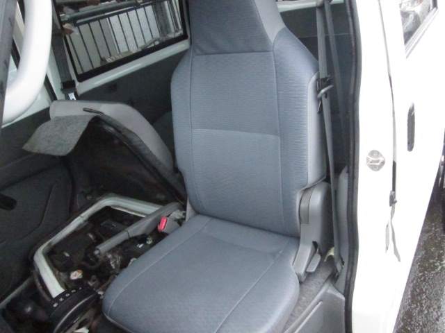 2-137181 U71V NV100クリッパー 助手席 アシスタントシート(日産用)｜売買されたオークション情報、yahooの商品情報を ...