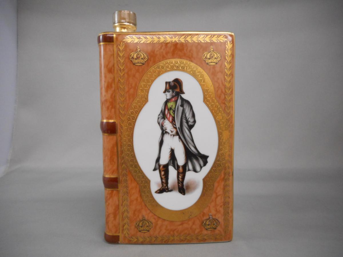 古酒 カミュ ナポレオン ブック CAMUS NAPOLEON 茶色陶器 重量1190g 700ml 箱 替栓付き ブランデー 洋酒 2-7-3(カミュ)｜売買されたオークション情報 ...