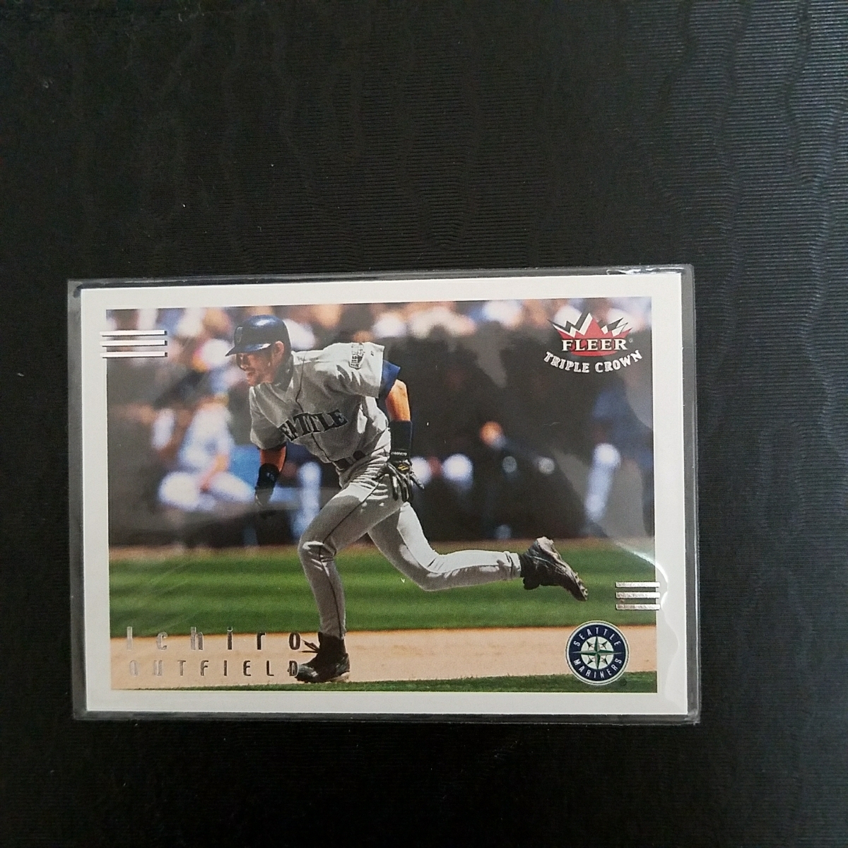 イチロー/Ichiro MLB カード 2002 FLEER TRIPLE CROWN #143 マリナーズ(Fleer、Sky Box)｜売買されたオークション情報、yahooの商品情報を ...