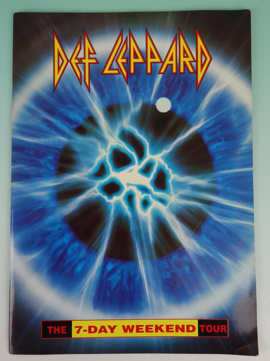 Def Leppard デフ レパード THE 7-DAY WEEKEND TOUR 1992 1993 パンフレット(ミュージシャンの本 ...