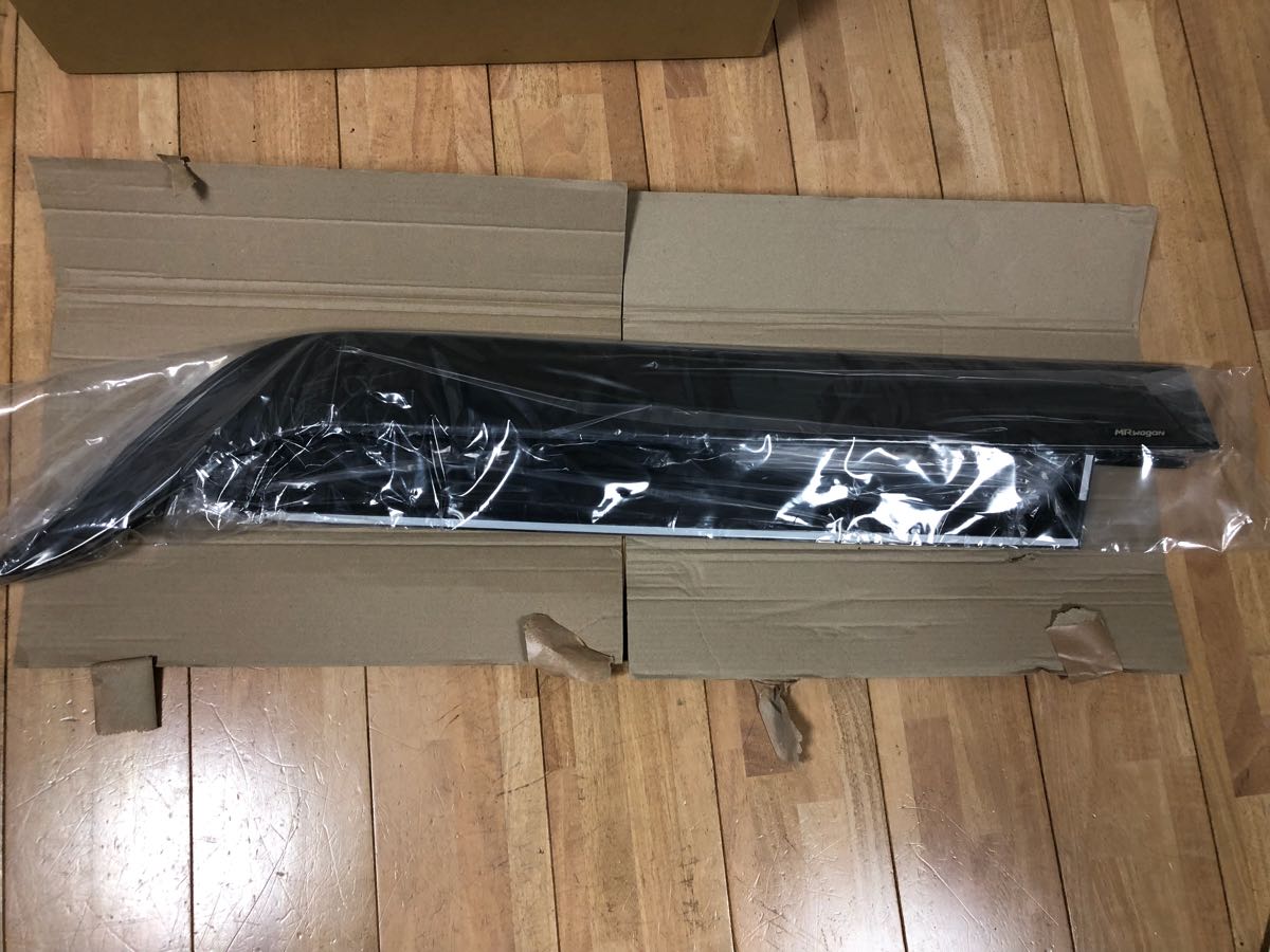 MRワゴン スズキ MF33S 純正 ドアバイザー ワケあり特価 3枚 83905-50M00(サイド)｜売買されたオークション情報 ...