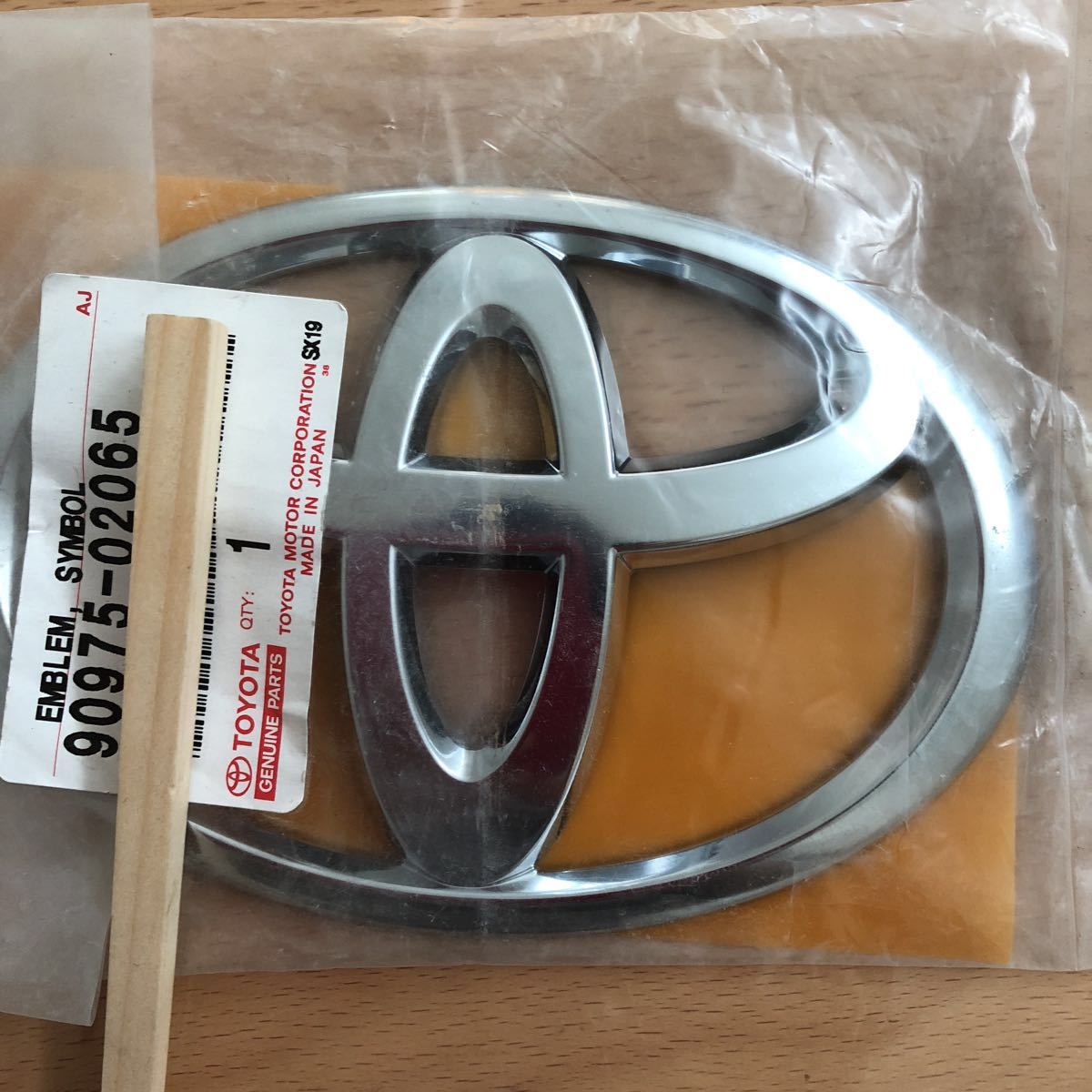 トヨタ シンボルエンブレム 90975-02065(トヨタ)｜売買されたオークション情報、yahooの商品情報をアーカイブ公開 ...