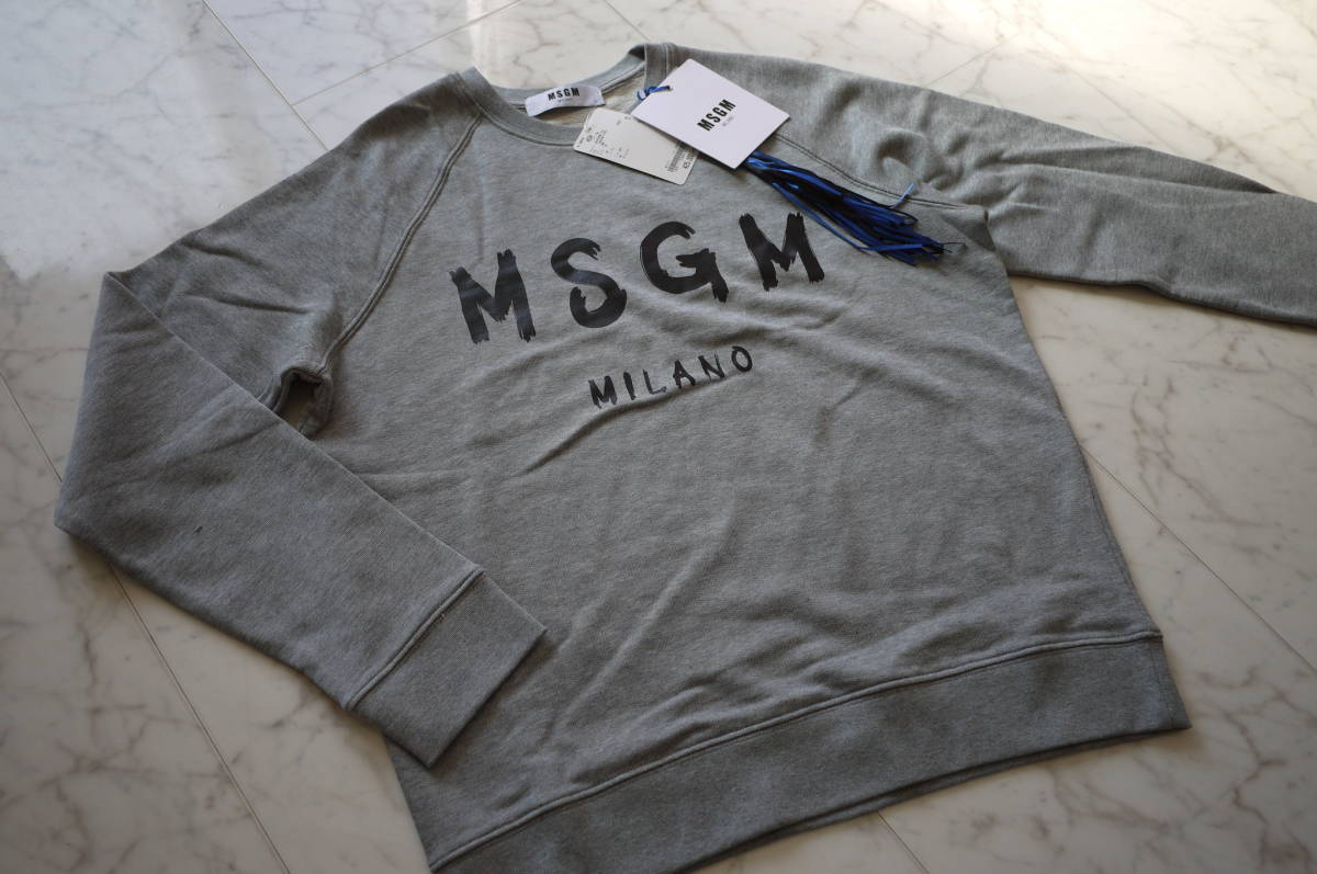 品 正規品 MSGM エムエスジーエム ロゴスウェット グレー M 定価 27 000円 あ24(Mサイズ)｜売買されたオークション情報、yahooの商品情報をアーカイブ公開 - オークファン ...