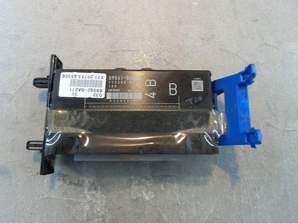 ムーヴ LA100S ECU エンジンコンピューター DENSO 89561-B2050 112400-8641 89560-BA271 純正 ...