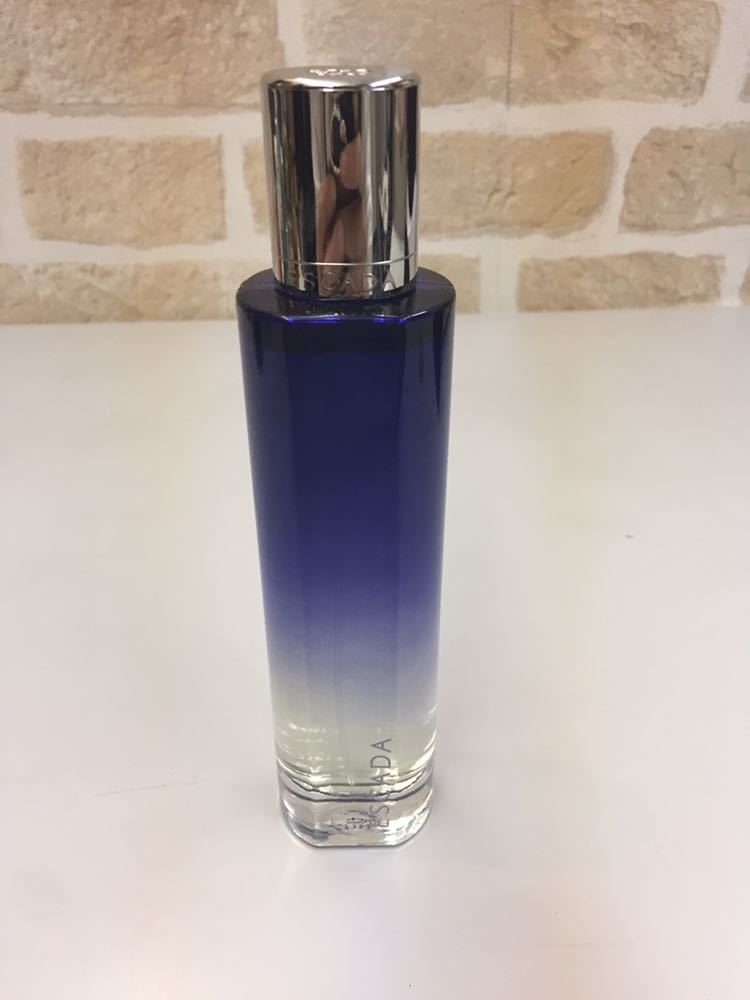 ほぼ ESCADA/エスカーダ ムーン スパークル/香水/For men 100ml(男性用)｜売買されたオークション情報、yahooの商品情報をアーカイブ公開 - オークファン（aucfan ...