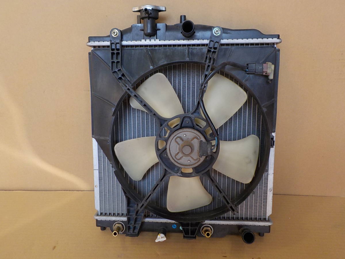 ライフ JB1 JB2 ラジエーター ラジエター 電動ファン付 H13年 100780km(ラジエーター)｜売買されたオークション情報 ...