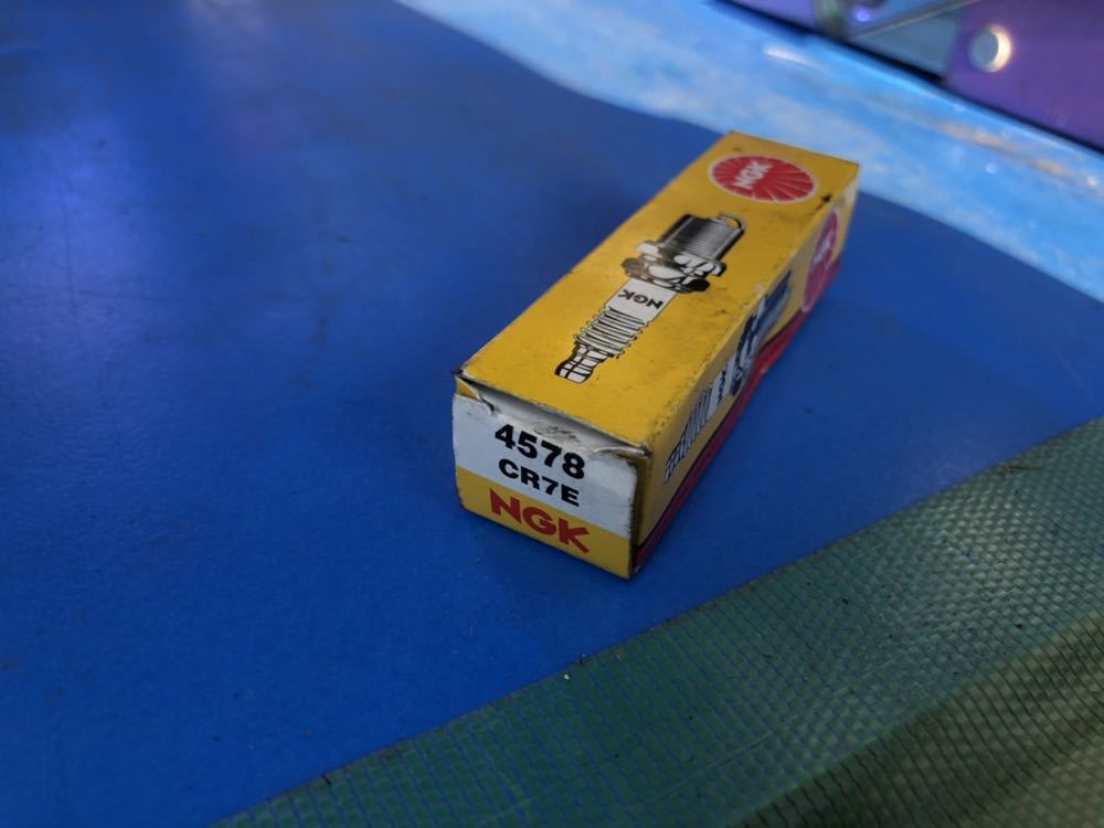 NGK スパークプラグ CR7E(スパークプラグ)｜売買されたオークション情報、yahooの商品情報をアーカイブ公開 - オークファン ...