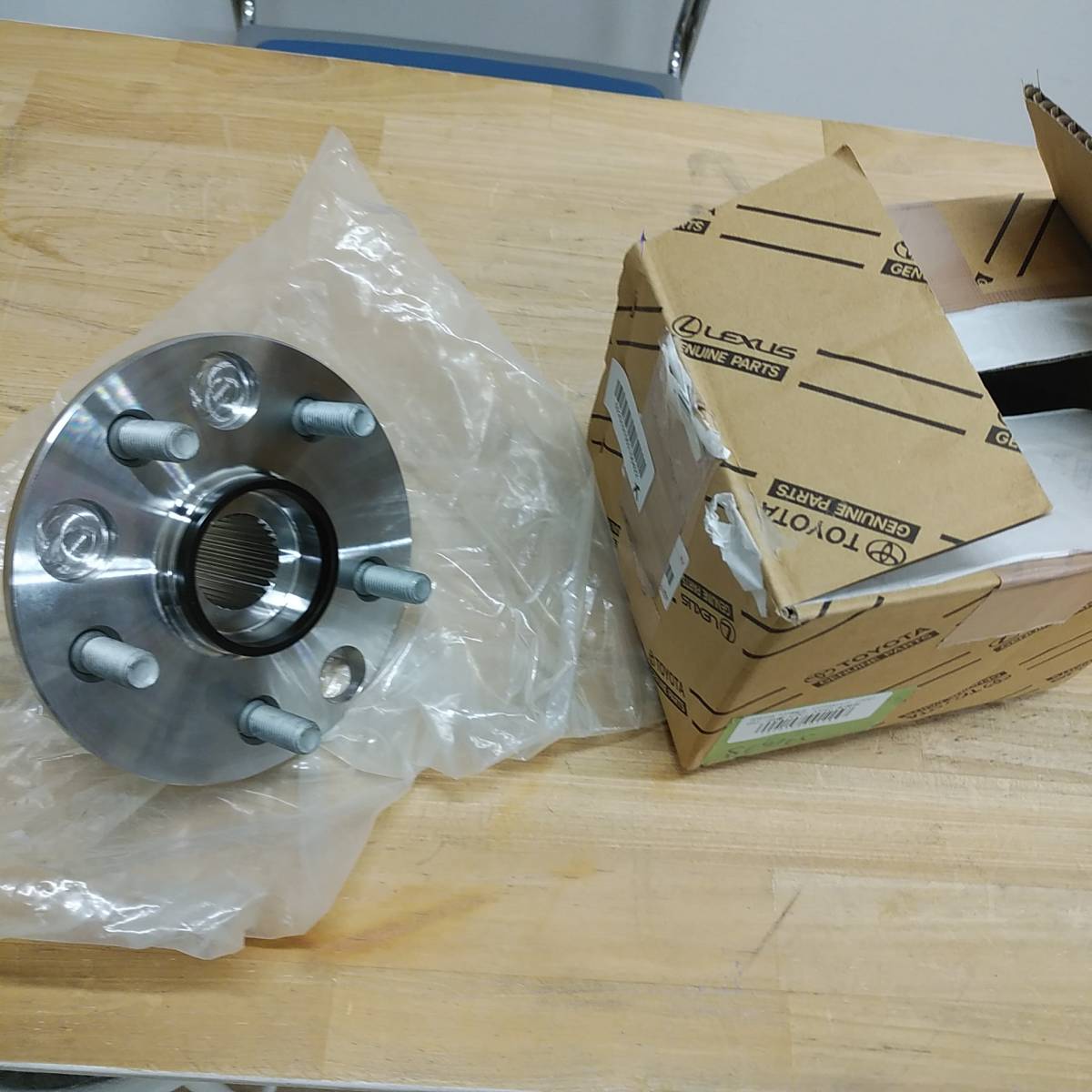 / TOYOTA トヨタ 純正部品 アルテッツァ用 リヤアクスル シャフト 品番42301-30040(トヨタ用)｜売買されたオークション情報 ...