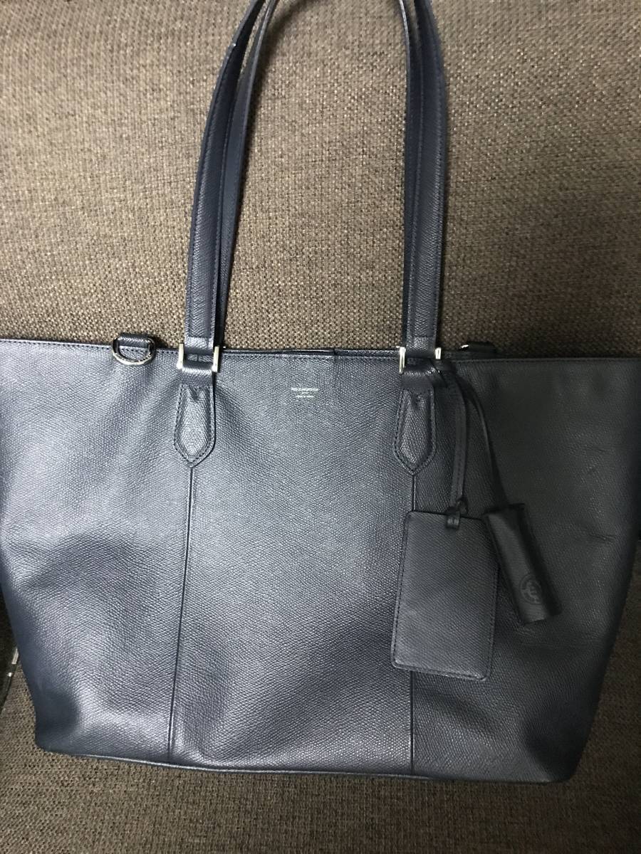 Pelle morbida レザー トートバッグ ビジネスバッグ ペッレモルビダ(トートバッグ)｜売買されたオークション情報、yahooの商品情報をアーカイブ公開 - オークファン ...