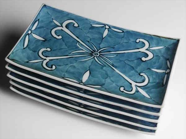 n391 館林源右衛門 作 染付 唐草濃 長角皿 焼物皿 皿揃い 五枚(染付)｜売買されたオークション情報、yahooの商品情報をアーカイブ ...