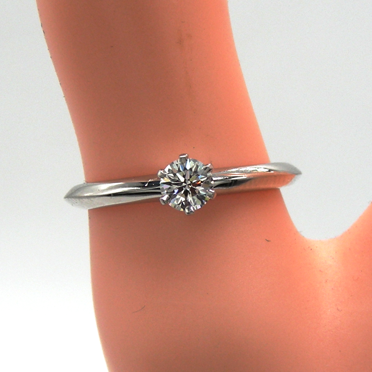 1円スタートIK TIFFANY＆Co. ティファニー ルース ダイヤ リング PT950 0.27ct 3.6g(プラチナ)｜売買されたオークション情報、yahooの商品情報をアーカイブ公開 ...