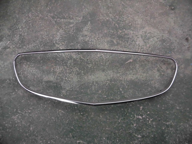 AI17 ベンツ W212 Eクラス グリル メッキ モール A2128852574(フロント)｜売買されたオークション情報、yahooの商品 ...