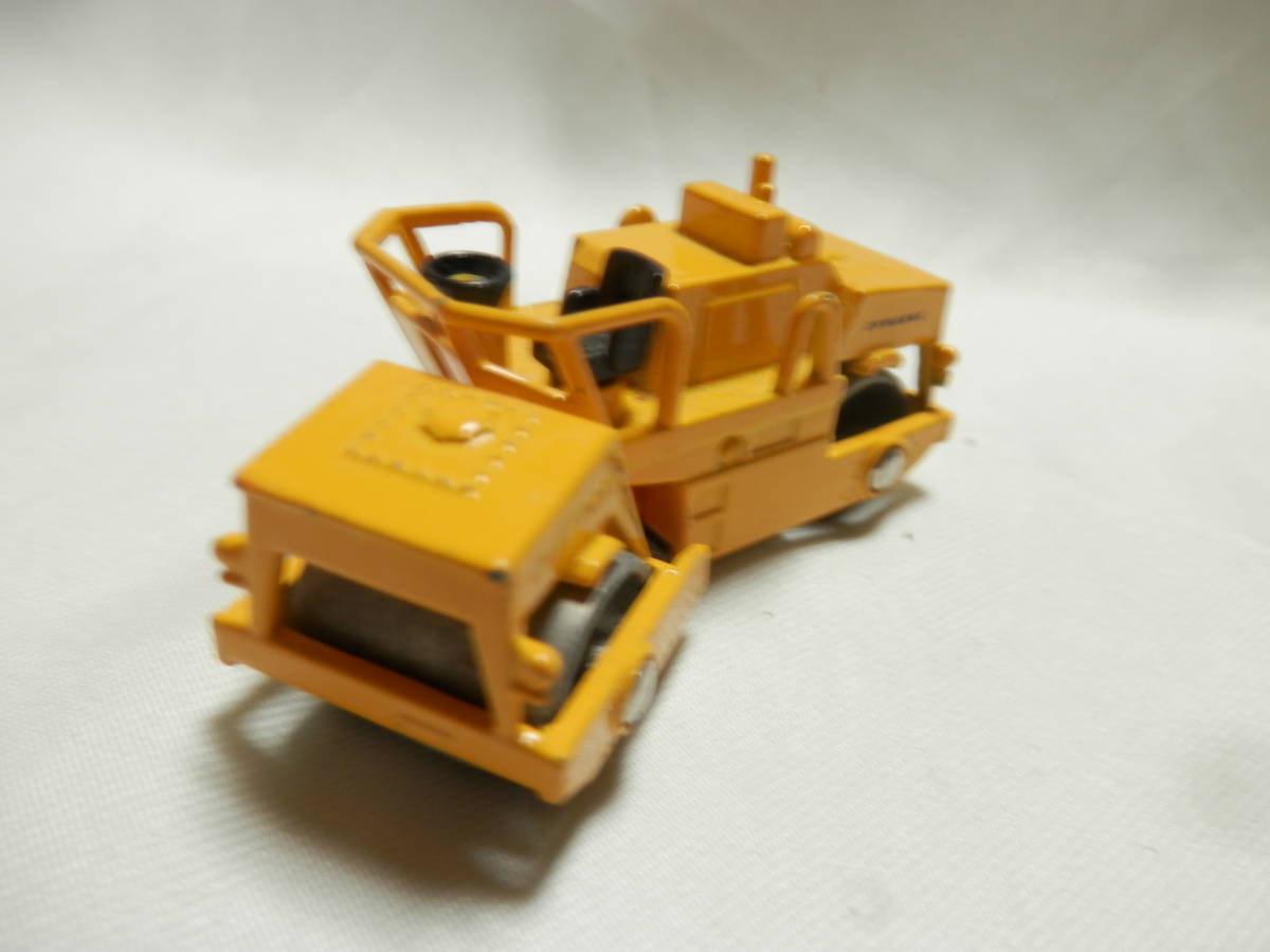 69 トミカ 1/62 №59 DYNAPAC CC21 ローラーカー TOMY(建設車両、作業車)｜売買されたオークション情報、yahooの ...