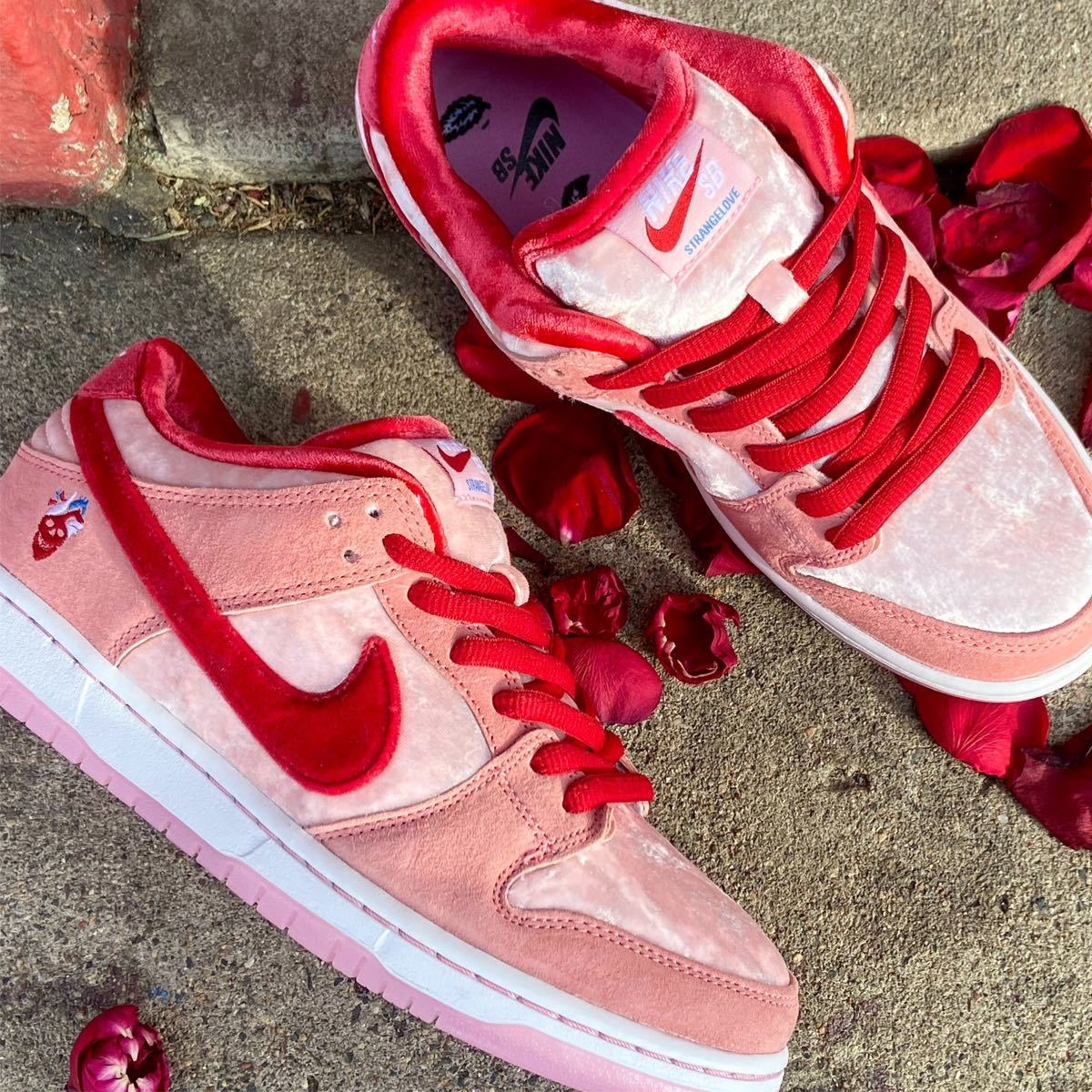 28.5cm / us10.5 nike sb dunk low x strange love skateboards CT2552-800 ...