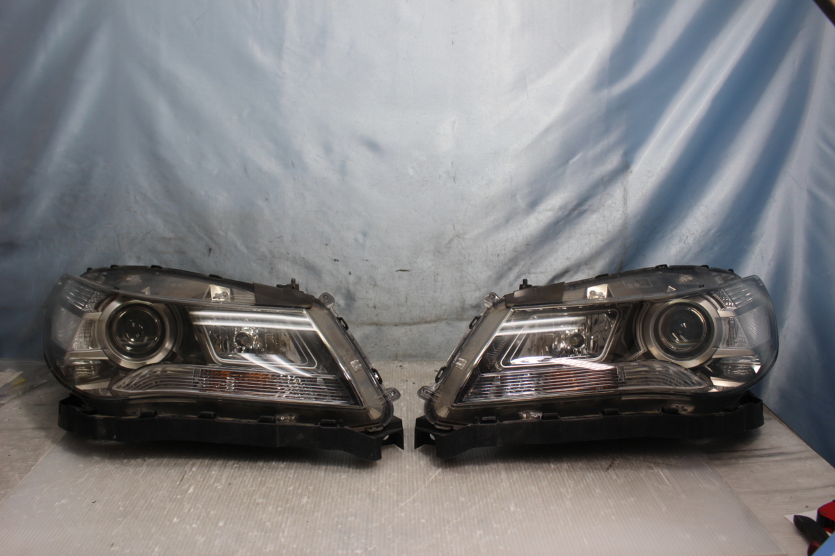 レジェンド KB2 後期 HID キセノン ライト P7945 左右 AFS付 た(ヘッドライト)｜売買されたオークション情報、yahooの商品情報をアーカイブ公開 - オークファン ...