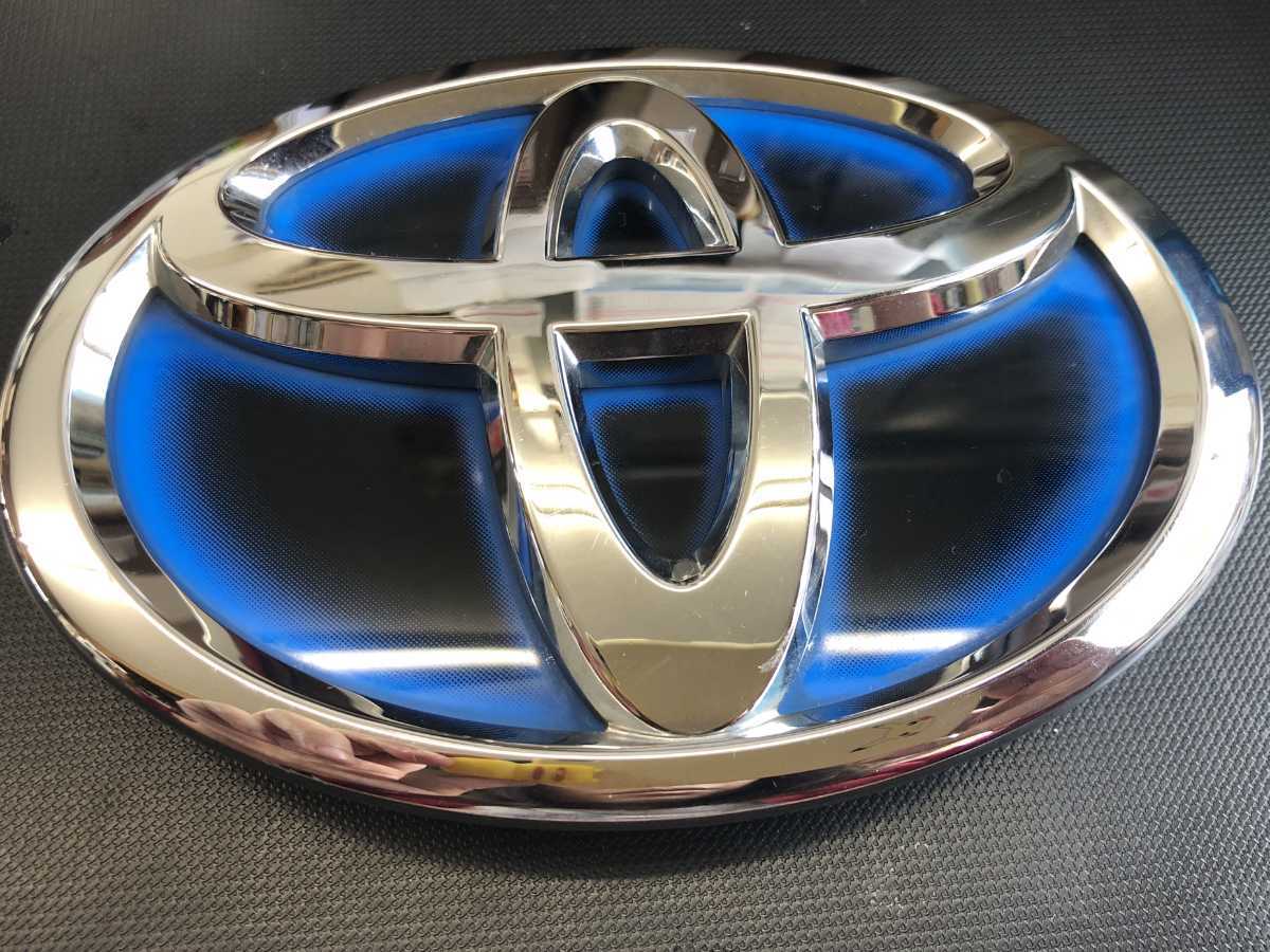 トヨタ アクア NHP10 フロント エンブレム 純正部品 75310-75010(トヨタ)｜売買されたオークション情報、yahooの商品情報 ...
