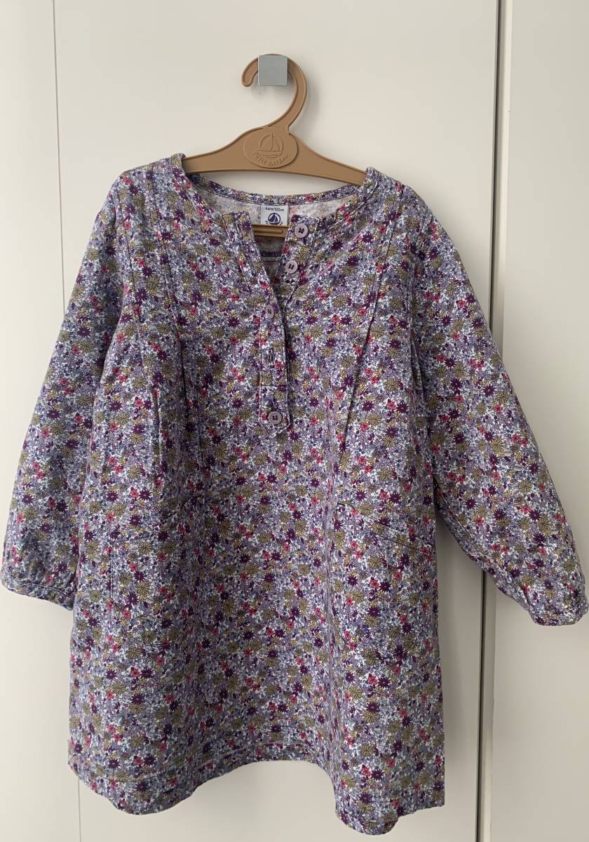 プチバトー Petit Bateau ワンピース小花柄 4ans/102cm(女の子用)｜売買されたオークション情報、yahooの商品情報をアーカイブ公開 - オークファン（aucfan.com）