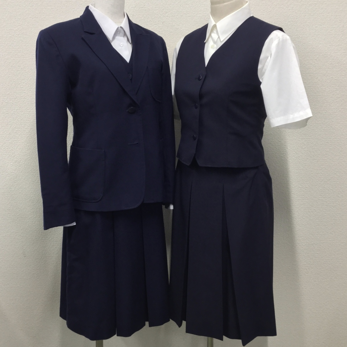A743 学生服 7点セット /501/102/M/L/W64/ブレザー/ベスト/スカート/ブラウス/SCHOOLWEAR/制服/中学校/高校/学生服/女子学生/学生(学生服)｜売買された ...