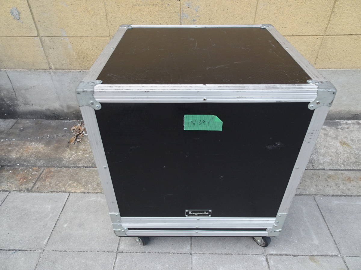 N391 Taguchi製 キャスター付き ハードケース 木製インストールラックセット(ラック、ラックケース)｜売買されたオークション情報 ...