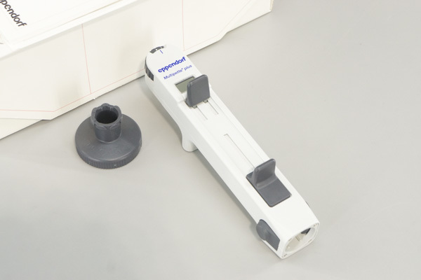 DW eppendorf 67813 Multipette plus マルチペットプラス 取扱説明書 ST01643-0049(環境測定器 ...