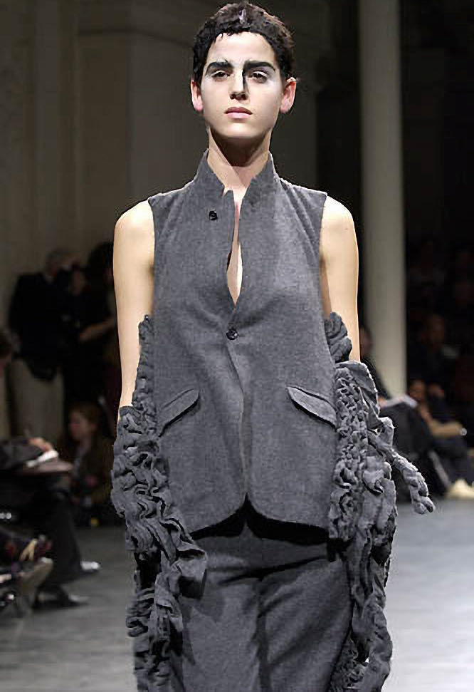 00AW ウール縮絨 ノースリーブジャケット フリル ベスト コムデギャルソン 2000AW AD2000 2000秋冬 Hard & Forceful Sleeveless Jacet ...