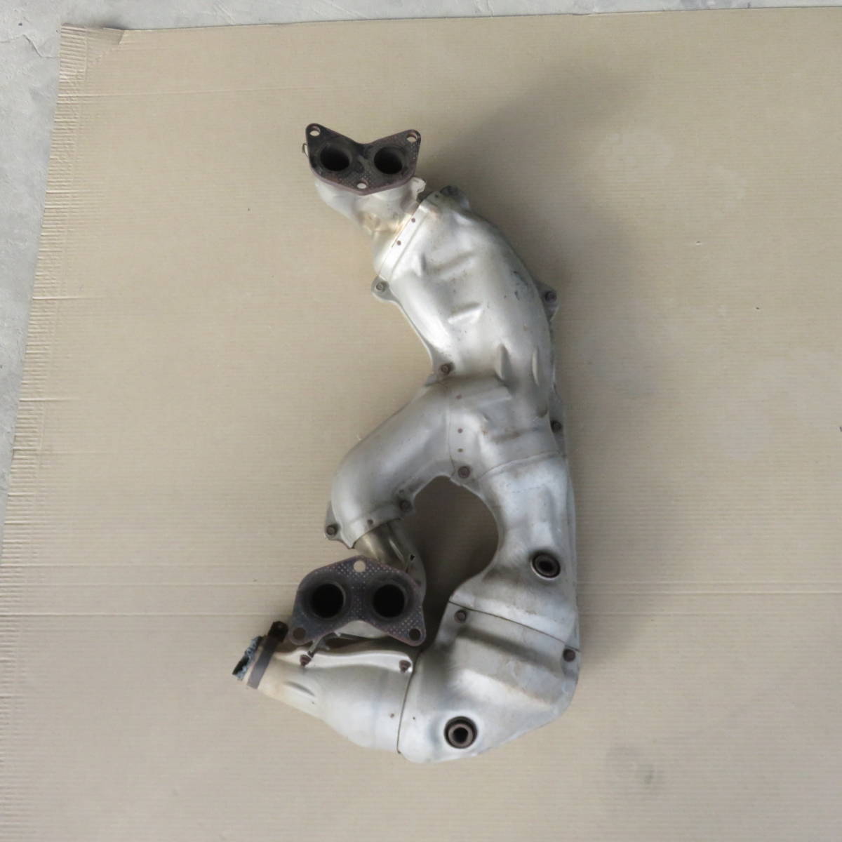 平成23年 スバル インプレッサ DBA-GH2 EL15 触媒 キャタライザー マフラー(触媒、エキマニ、フロントパイプ)｜売買されたオークション情報、yahooの商品情報をアーカイブ公開 ...