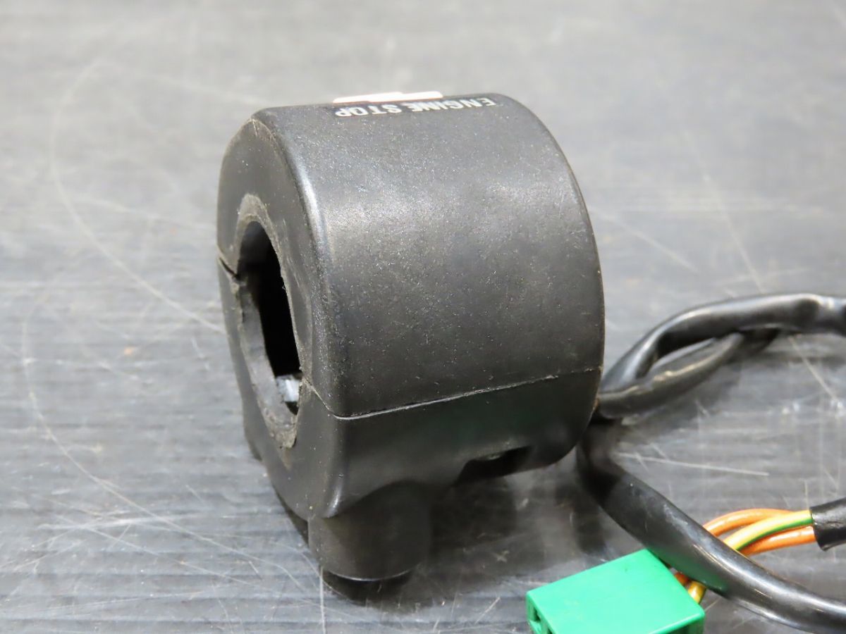 1979年 GS425 検 GS400 ハンドルスイッチ左右セット 080 GS425-H-015(スズキ用)｜売買されたオークション情報、yahooの商品情報をアーカイブ公開 ...