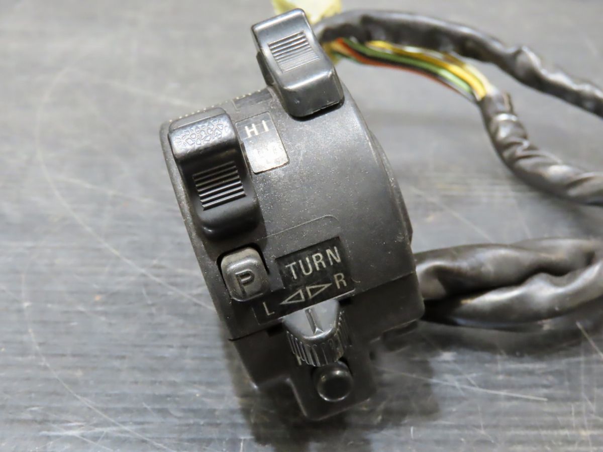 1979年 GS425 検 GS400 ハンドルスイッチ左右セット 080 GS425-H-015(スズキ用)｜売買されたオークション情報、yahooの商品情報をアーカイブ公開 ...