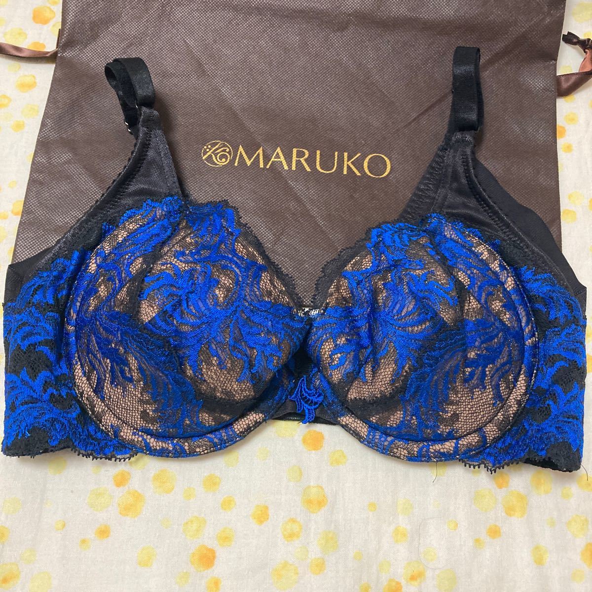 マルコ 3/4カップショートブラジャー c70 カーヴィシャス 補正下着 MARUKO ブラック(Cカップ)｜売買されたオークション情報、yahooの商品情報をアーカイブ公開 - オークファン ...