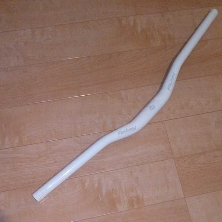 Funn Fatboy B Handlebar 30mm 690mm φ31.8mm 艶白 MTBハンドルバー(ライザーバー)｜売買された ...