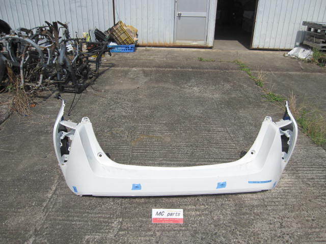 トヨタ プリウス ZVW51 リアバンパー パールホワイト 040 5215947915 50系 8033(リア)｜売買されたオークション情報 ...